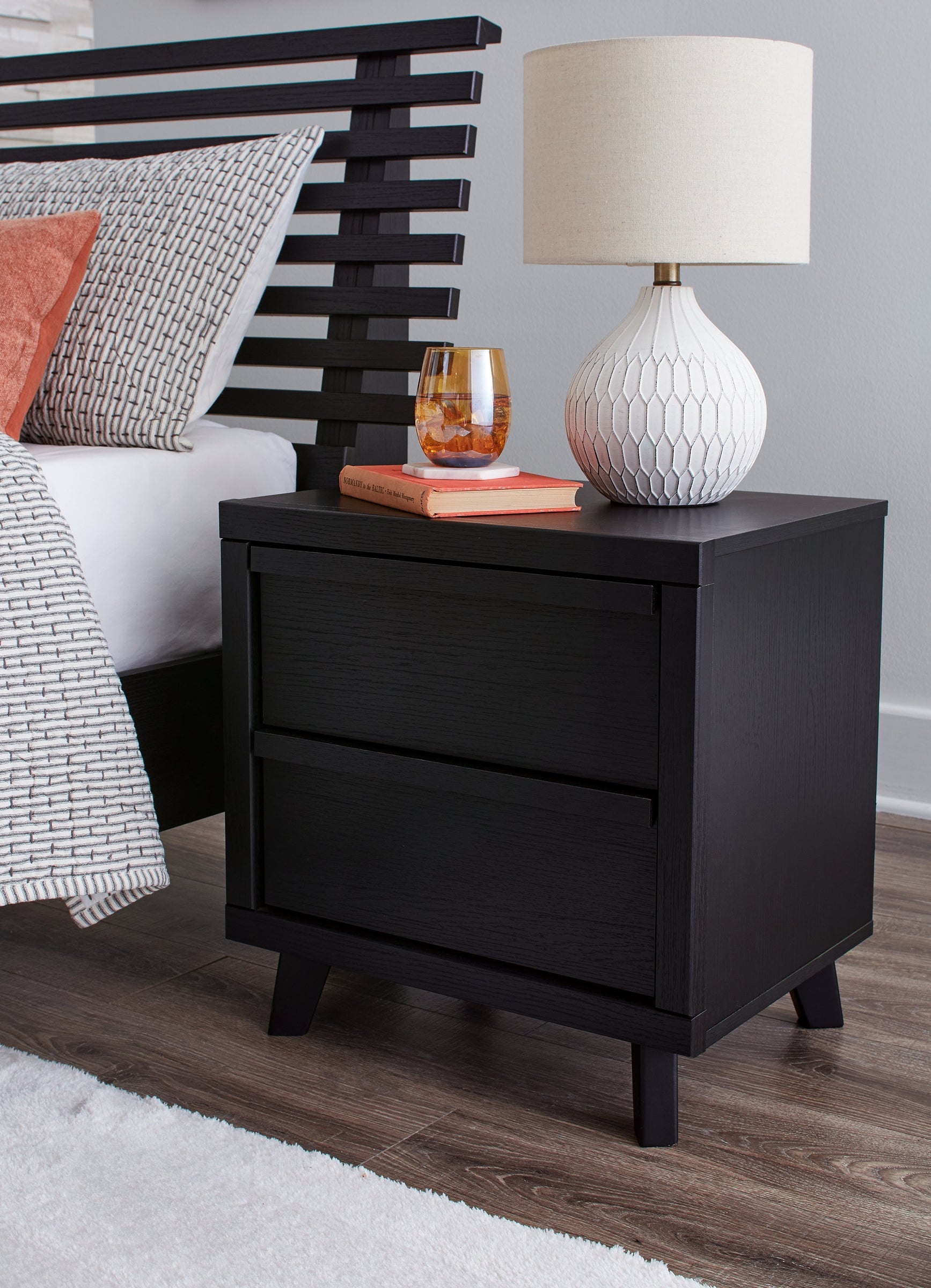 Danziar Nightstand - Gate Furniture