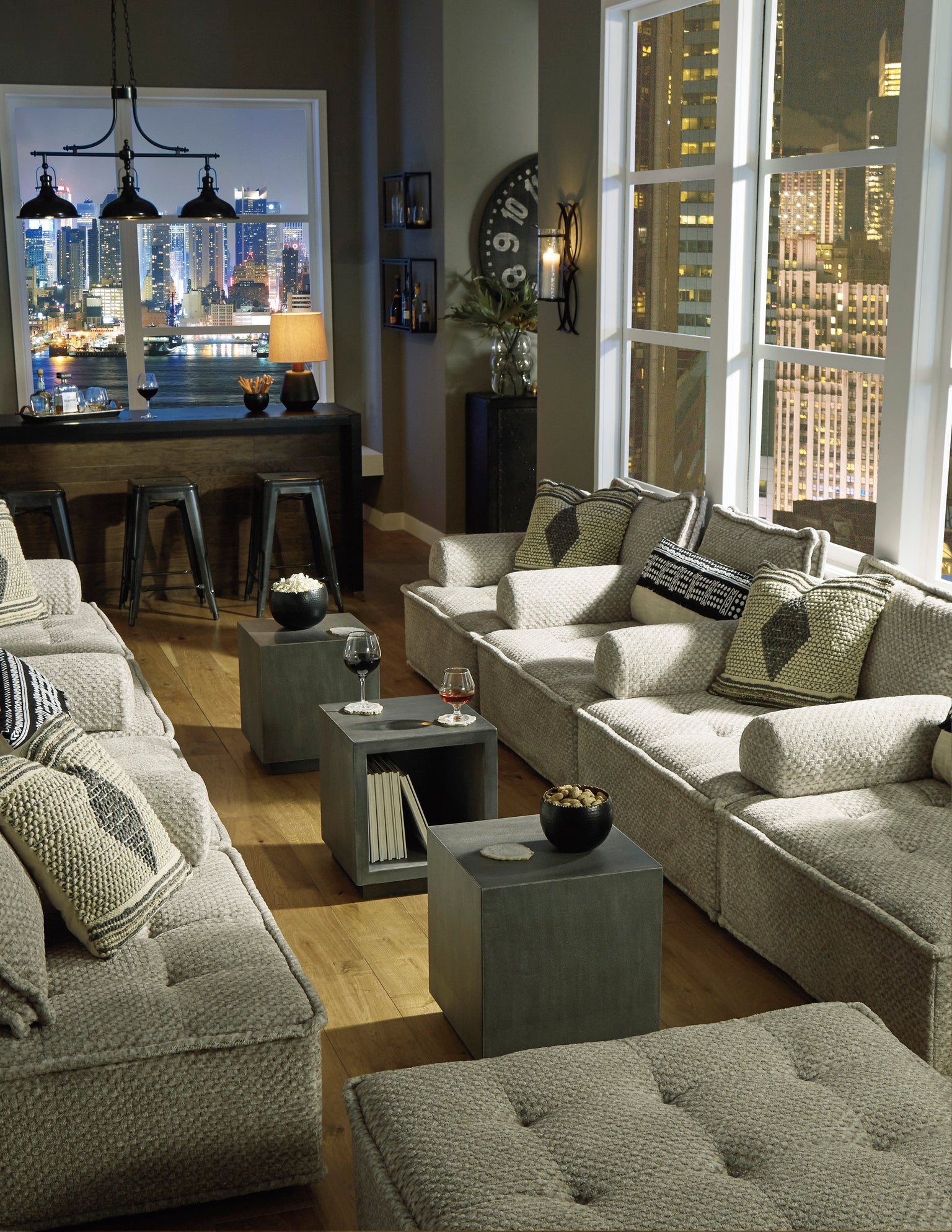 Sectionals — Gate Furniture